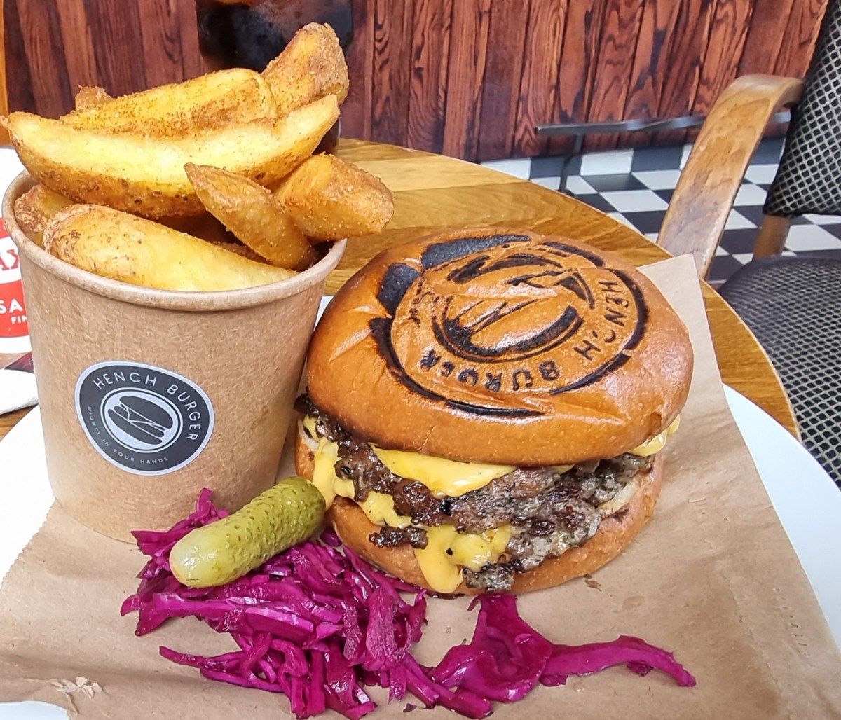 “Straight up”, one of the best burgers in Cardiff at the moment? Hench ...